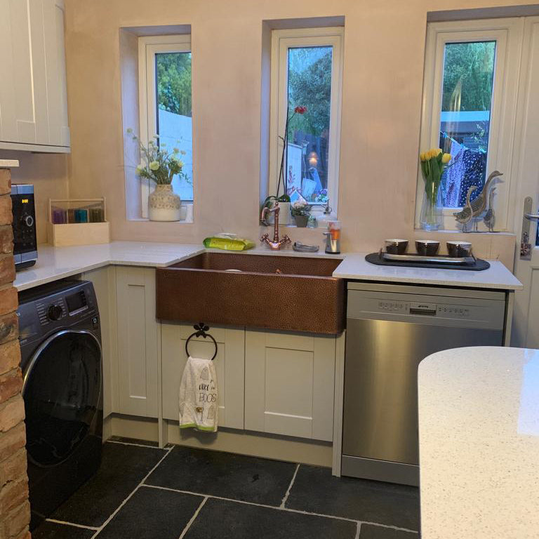 Single Bowl Hammered Front Apron Copper Kitchen Sink Antique Finish